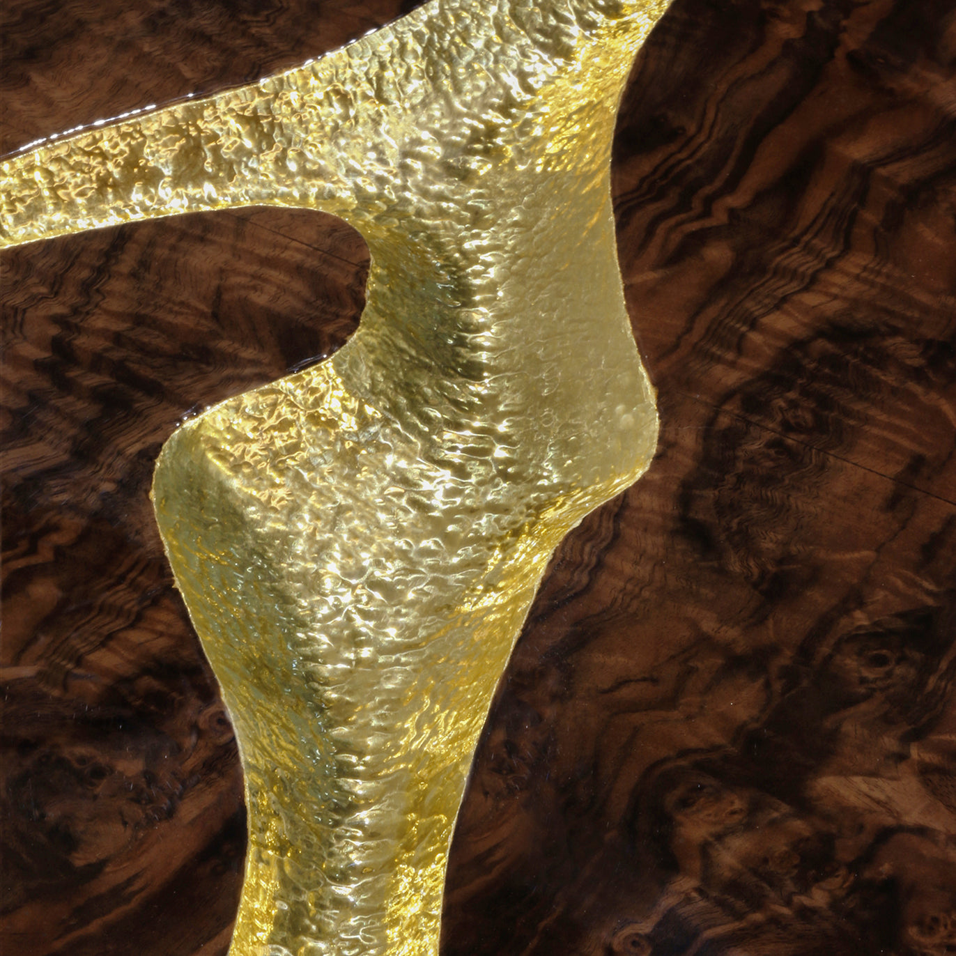 EMPIRE CENTER TABLE – My Object of Desire